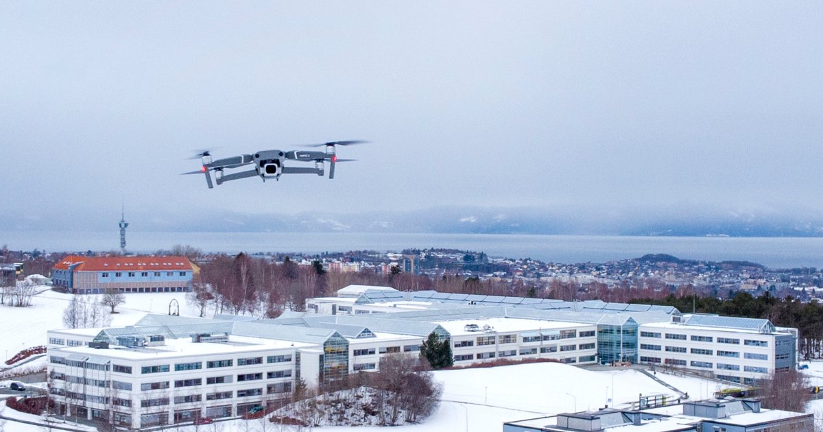 Høyesterett ga påtale medhold i dronedebatten – opphever løslatelse av ...