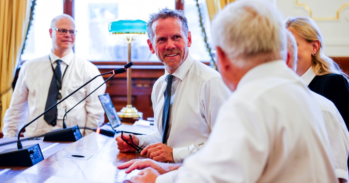 Nå er plenumssaken om Acer i gang – Høyesterett streamer forhandlingene ...